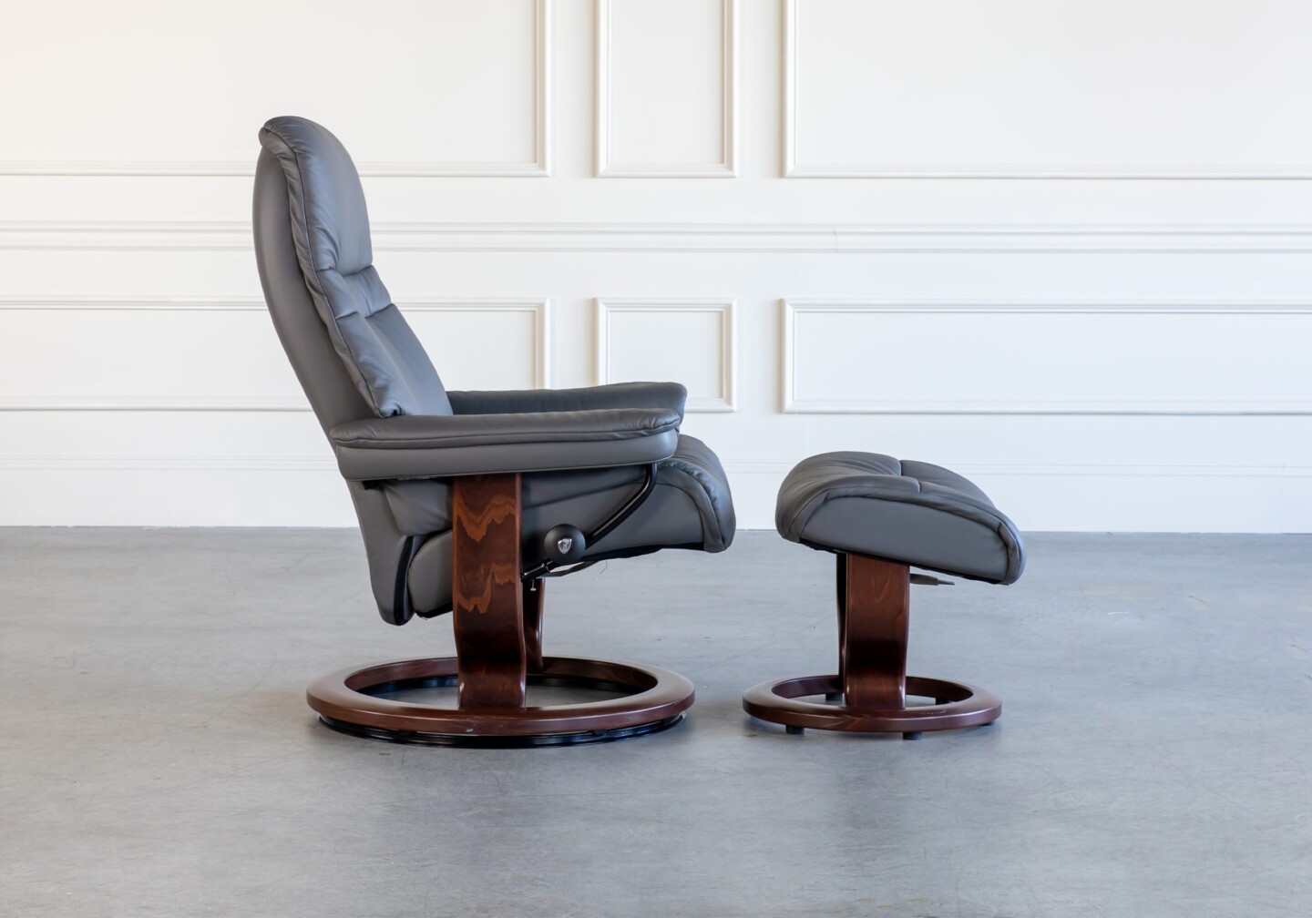 Promo - Stressless Sunrise Classic Leather Recliner | ScanDesigns