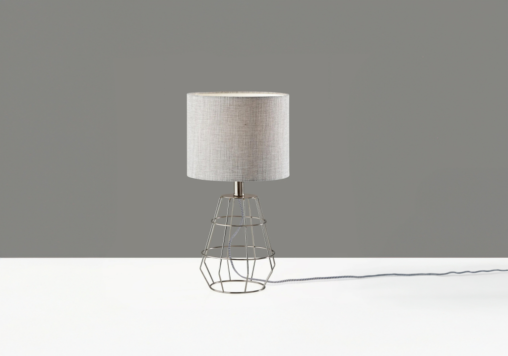 Victor Table Lamp | ScanDesigns