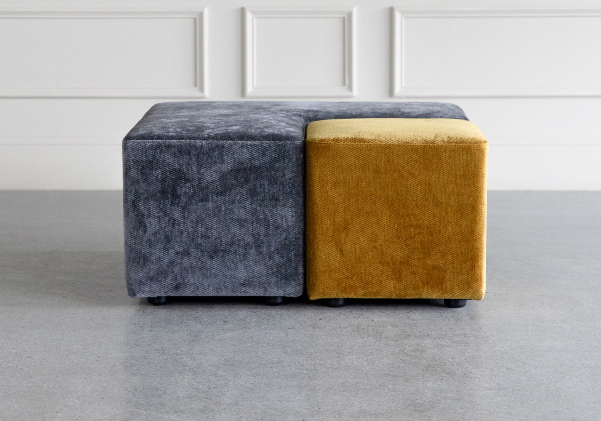 Ottomans | Storage, Round, Modern Ottomans with Table | ScanDesigns