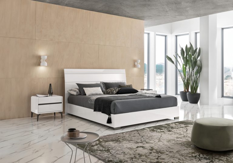 Alice Upholstered Platform King Bed | ScanDesigns