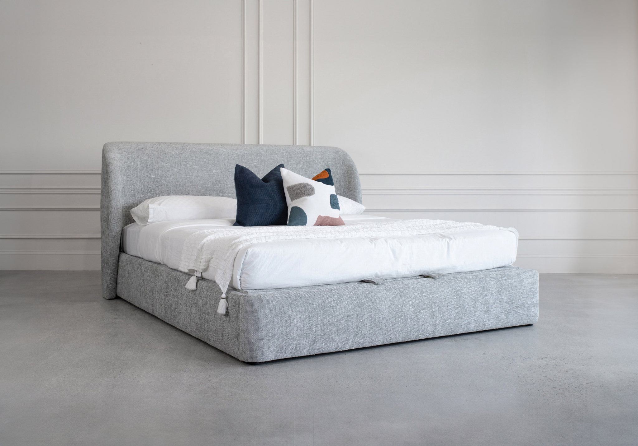 Modern Bedroom Furniture | Beds & Nightstands | ScanDesigns