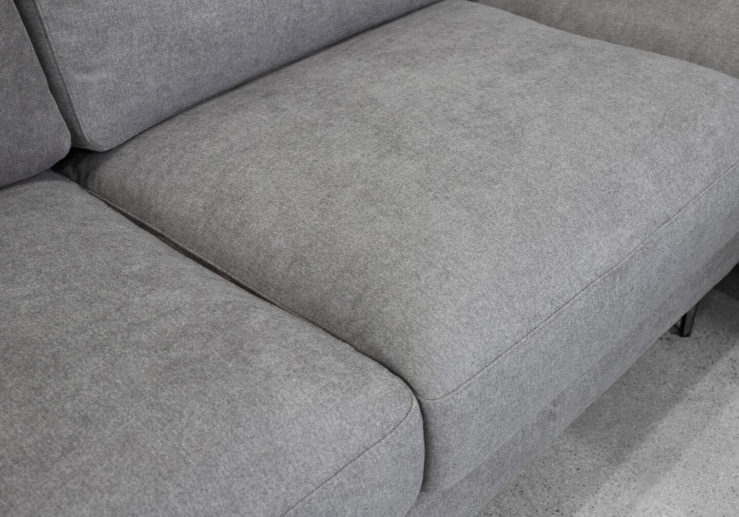Reva Fabric Sectional Sofa | ScanDesigns